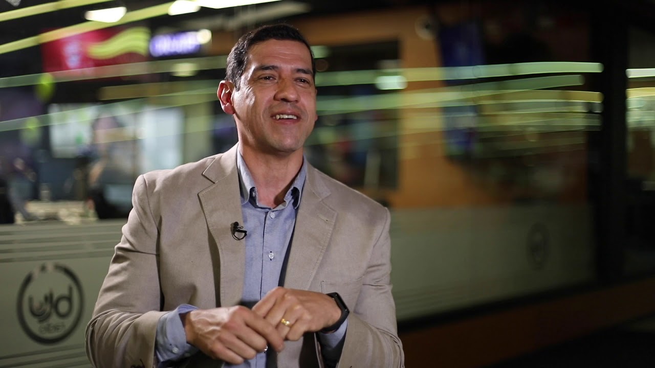 OSCAR IVAN CASTAÑO República de comedia - YouTube