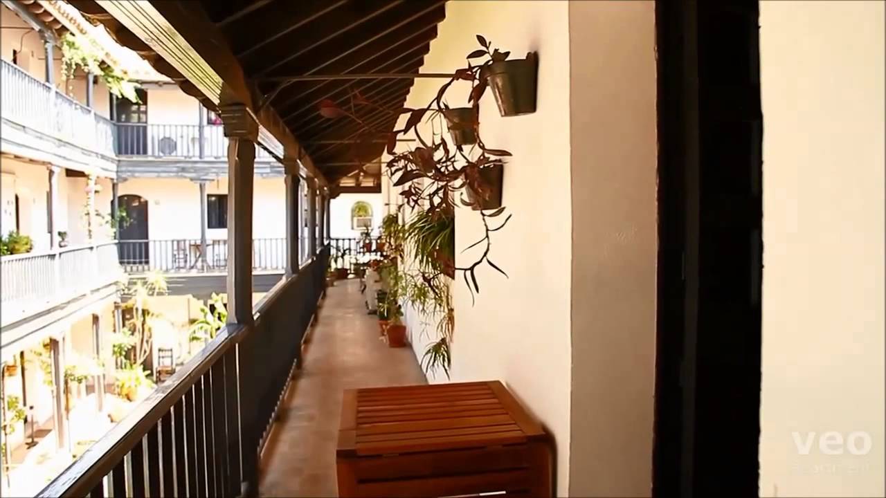 Corral del Conde | Sevilla, 2012 - YouTube