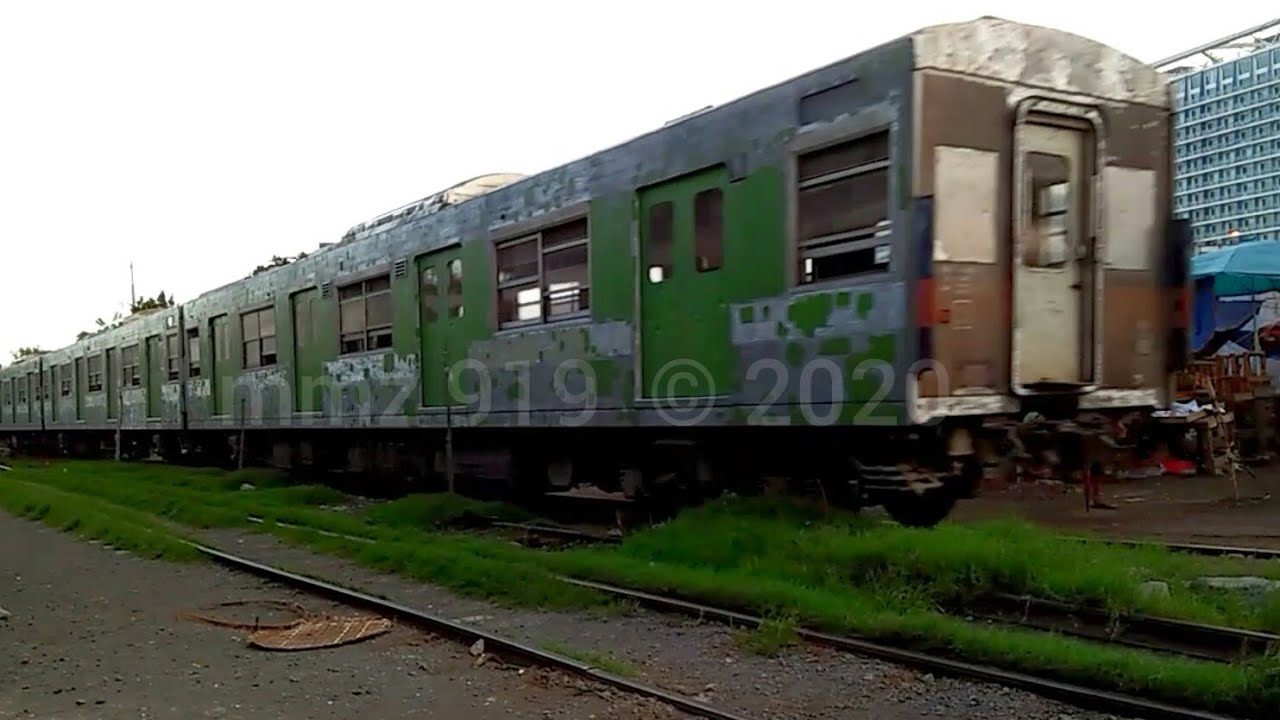 PNR Trains at Bicutan Station Vicinity on GCQ Day 21 [PART 2: G.E. DEL ...