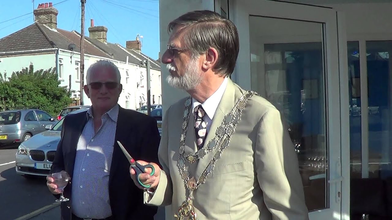 Mayor of Bournemouth opens new office for Bostico International - YouTube