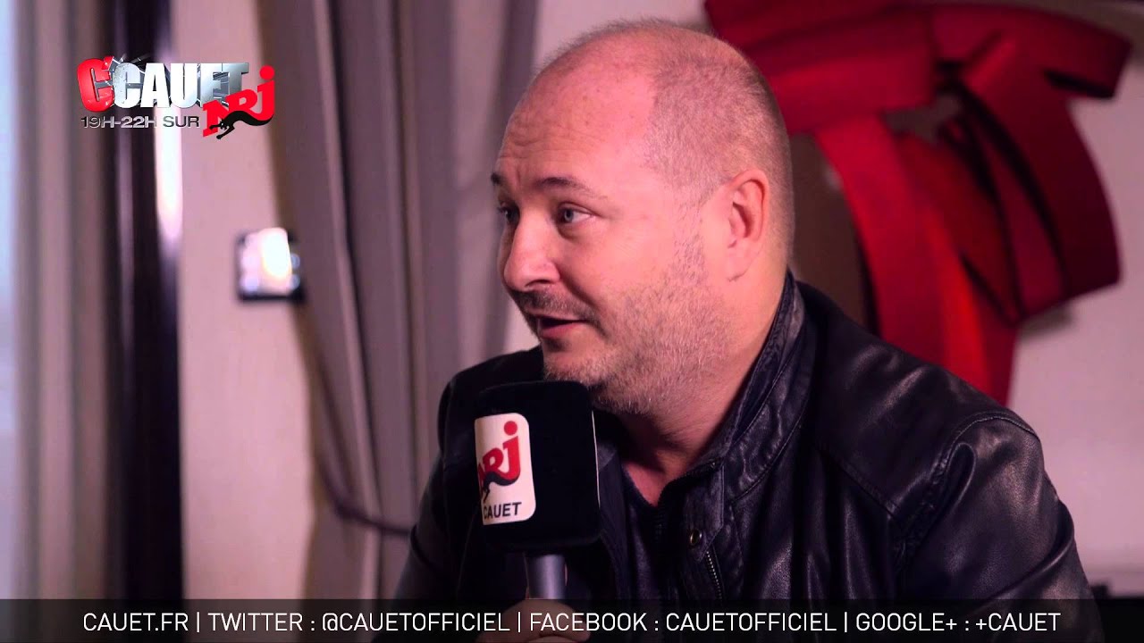 Jim Carrey et Jeff Daniels vannent les cheveux de Cauet - C'Cauet sur ...