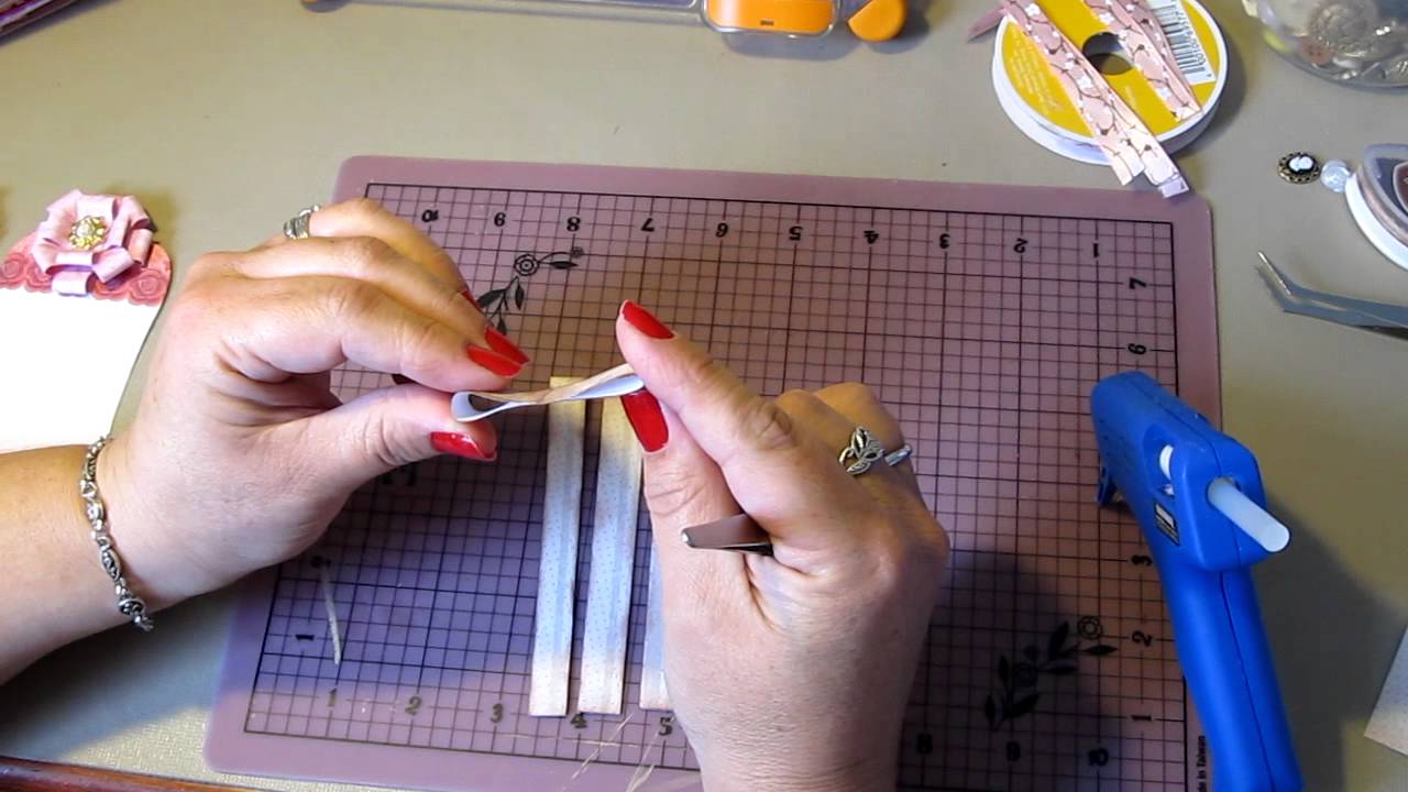 How To Make Easy Peasy Paper and Ribbon Loop Flowers (Part 1) - YouTube