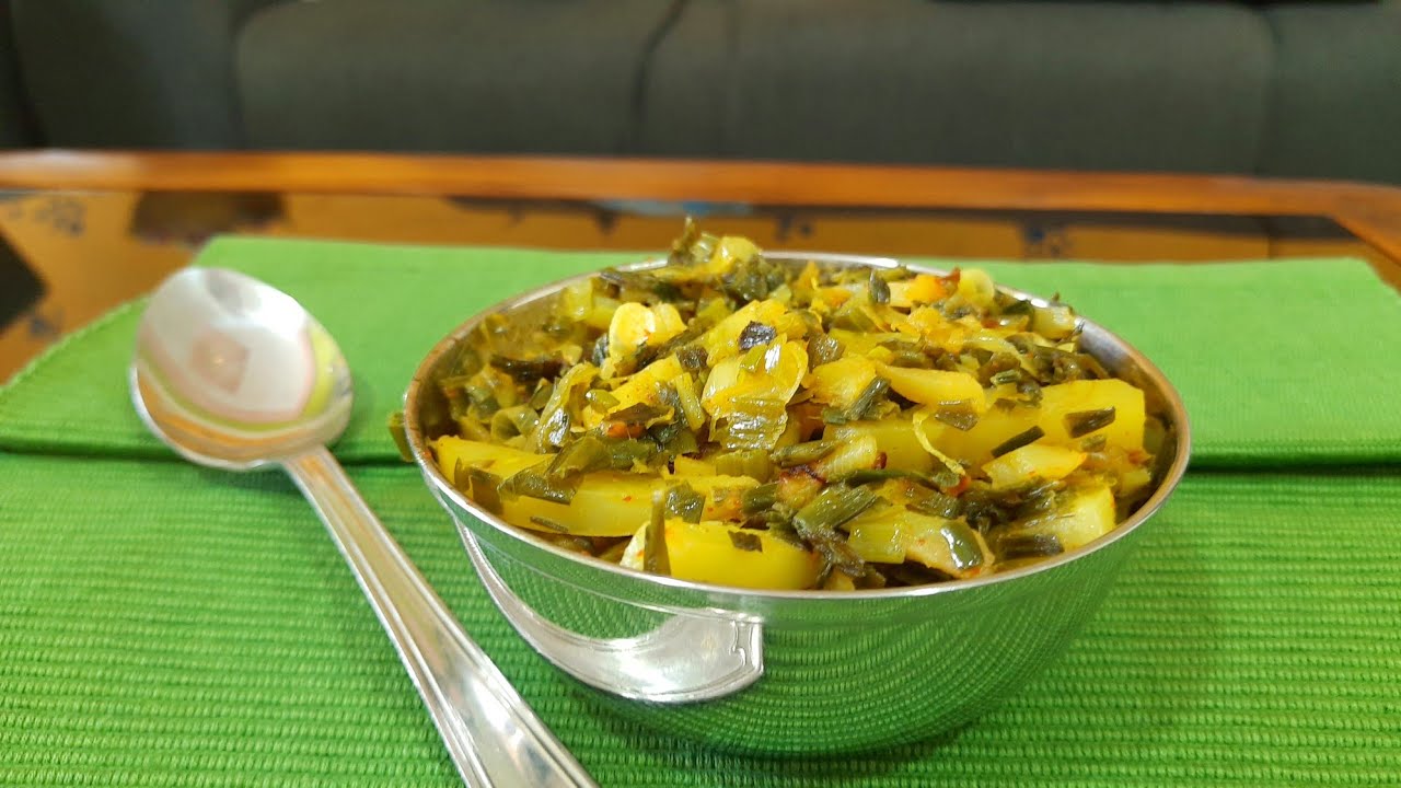 Aloo & Spring onion sabji - YouTube