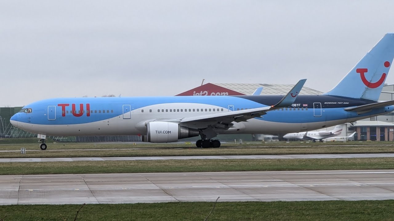 TUI 767-300 Takeoff from Manchester Airport HD - YouTube