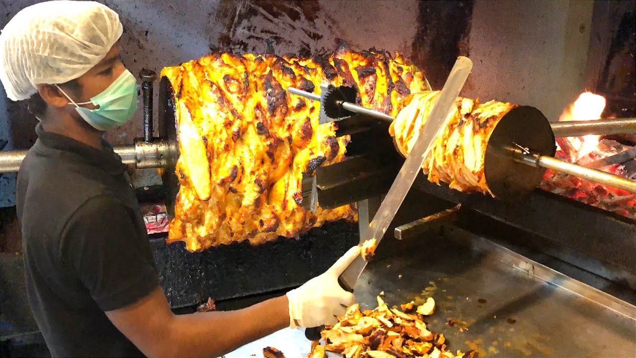 The Most Giant Shawarma of Pakistan | STREET FOOD KARACHI PAKISTAN ...