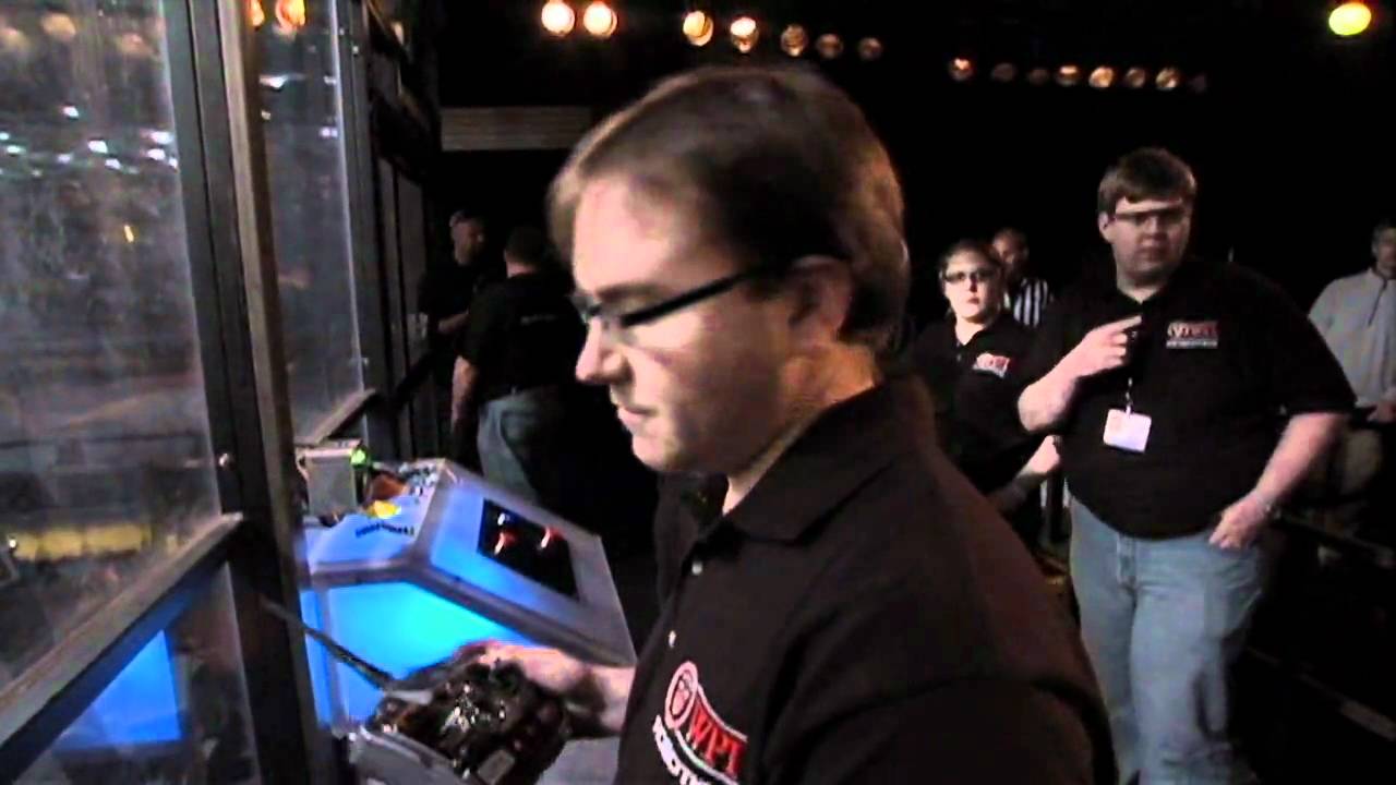 BattleBots 09 Rough Live LineCut Brutality vs Root Canal 5 of 5.m4v ...