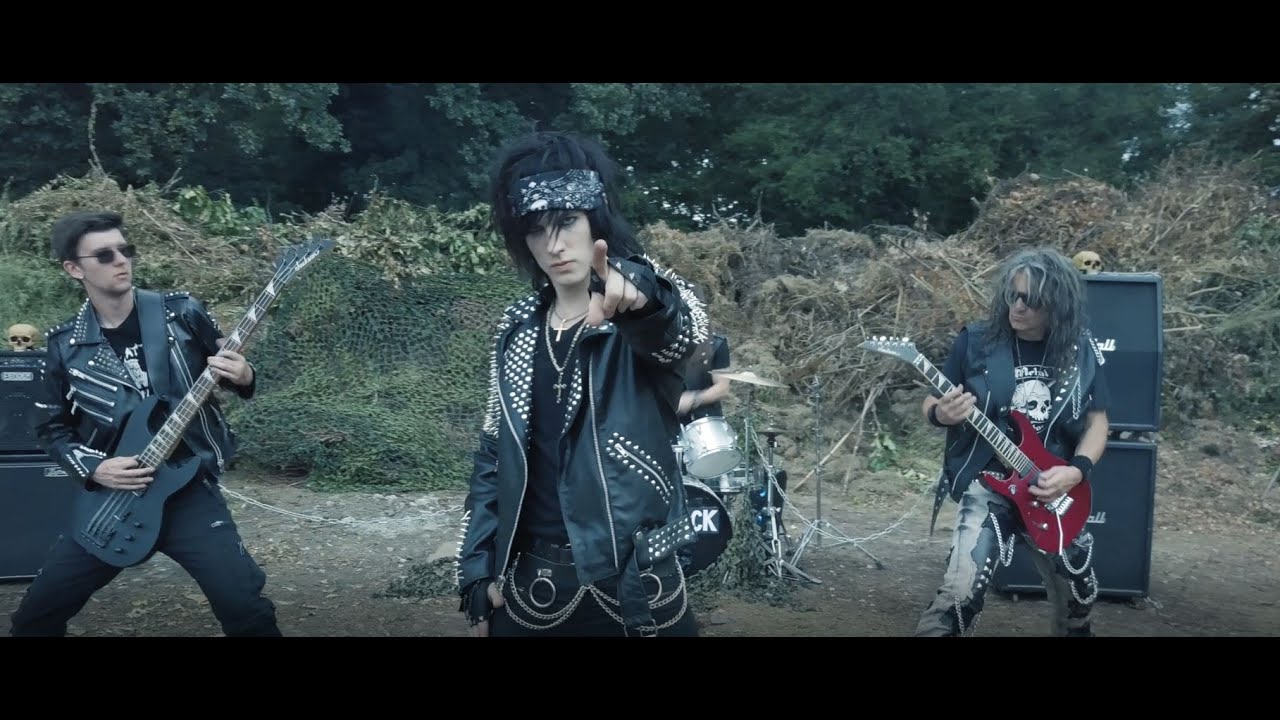 METAL ATTACK - De sang et d'acier (Clip Officiel) - YouTube