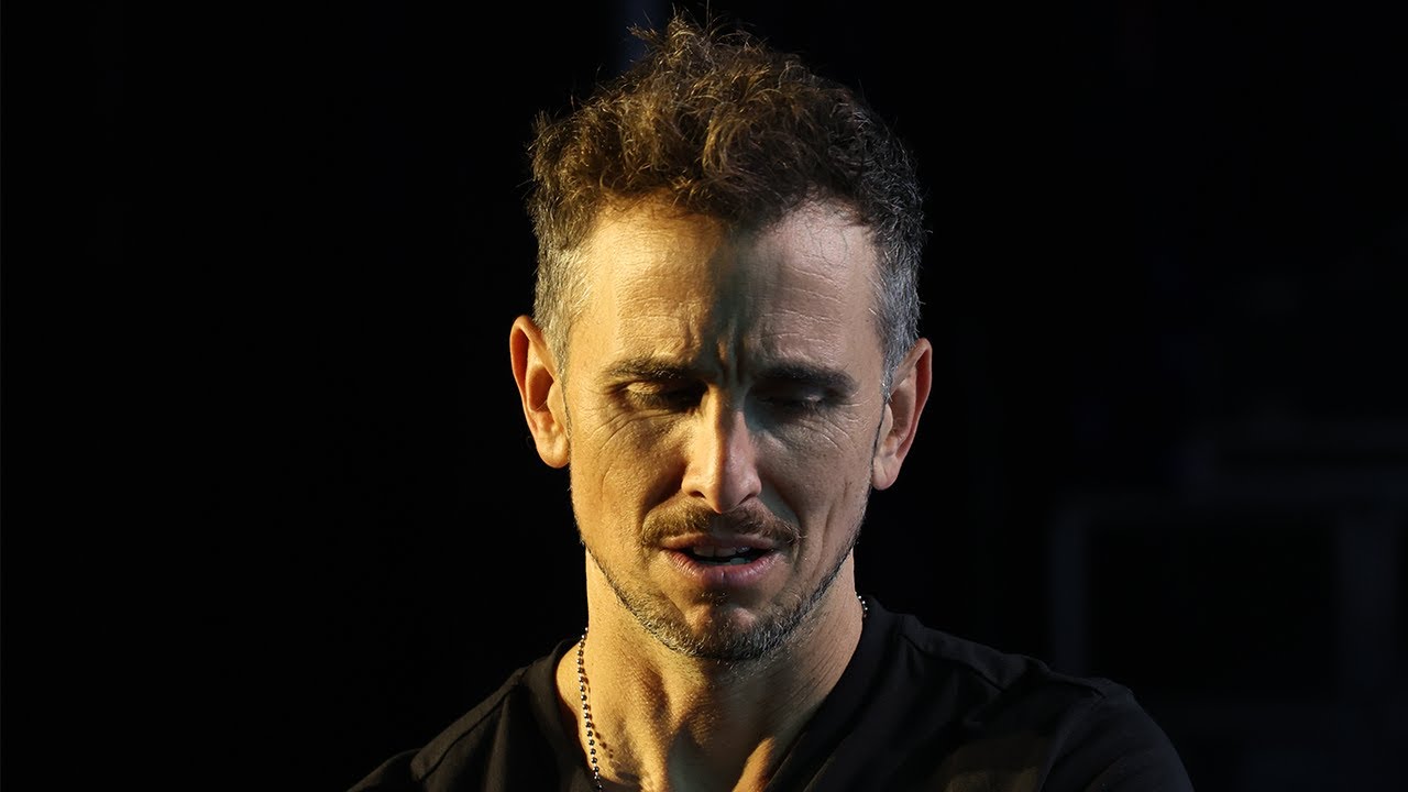 Zade Dirani - You Raise Me Up Acordes - Chordify