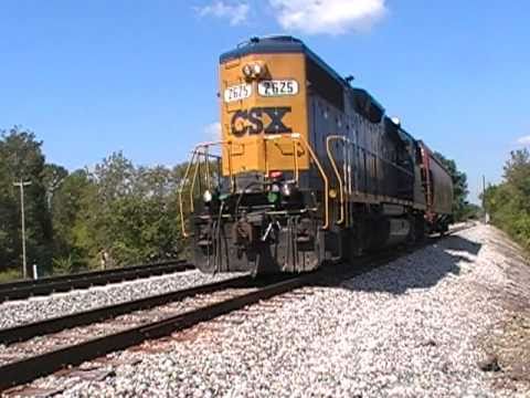 CSX 2625 Leads CSX A707-30 at North Graysville - YouTube