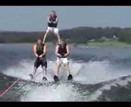 KICKASS WATER SKIING PYRAMID - YouTube