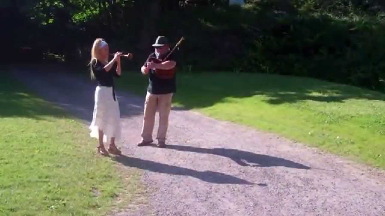 The Sound of Breton Music - YouTube