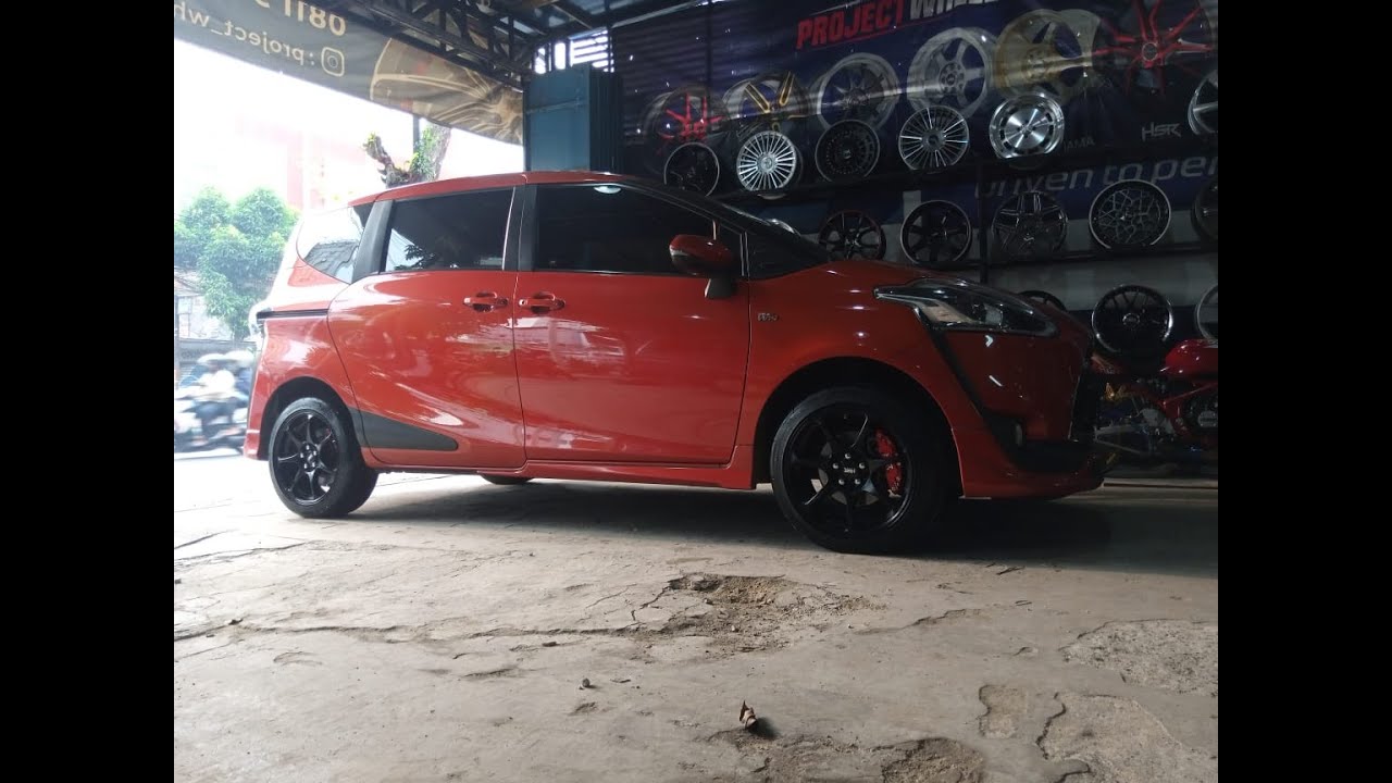 Modifikasi Toyota Sienta Keren Pakai Velg Sebunuta HSR Ring 17 - YouTube