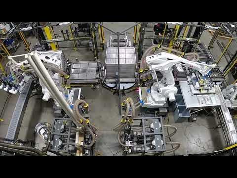 70783 BluePrint Automation Robotic Retort Pouch Loading and Unloading - YouTube