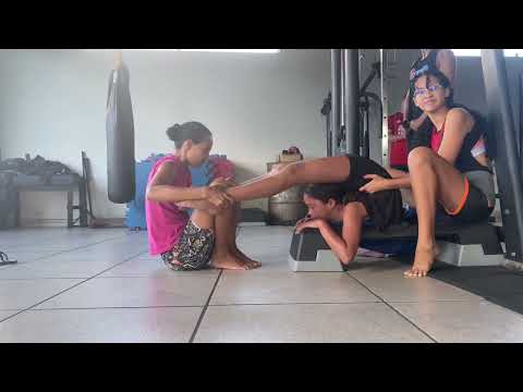 Sophia flexibilidade extrema