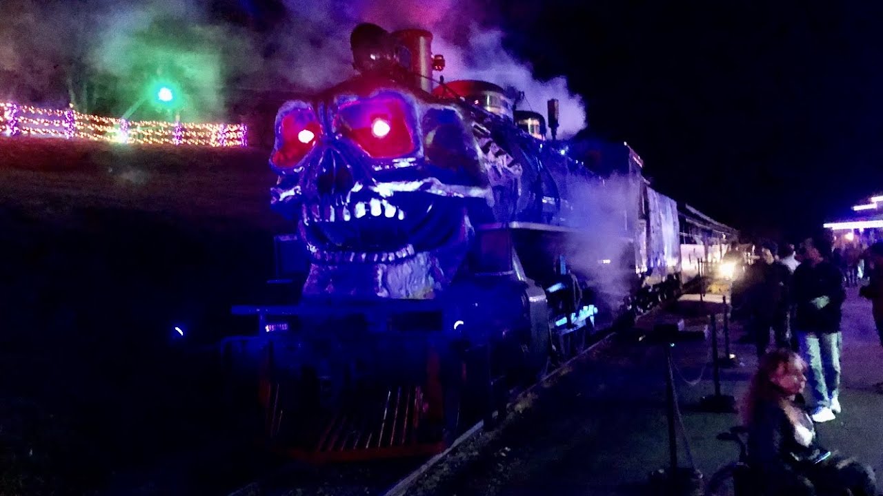 Tweetsie Railroad: Ghost Train Stalls on the Hill 10-29-2022 - YouTube