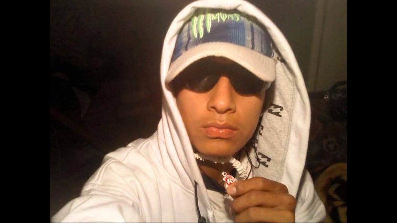 me estoy enamorando de ty - jhonny D - YouTube