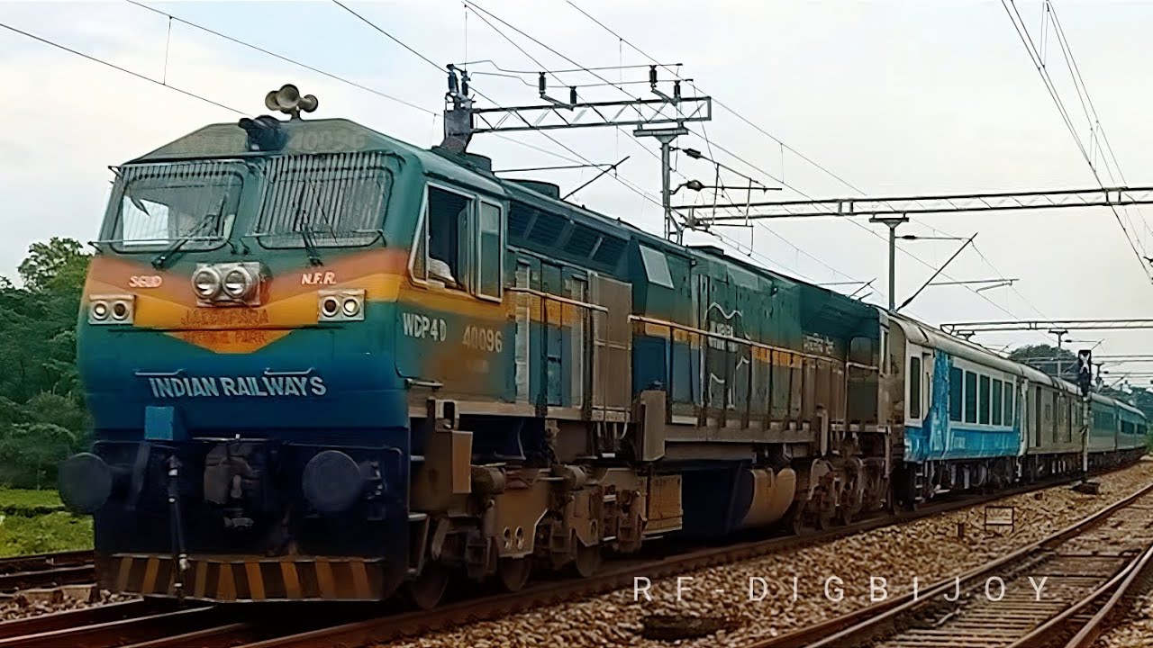 New JALDAPARA Livery of SGUD-WDP4D hauls 15778 APDJ-NJP Vistadome ...