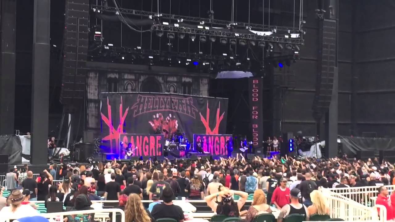 HellYeah live (moth) - YouTube