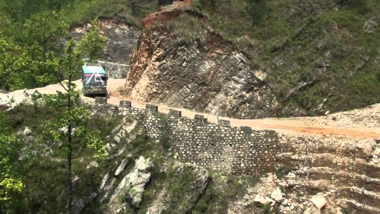 Nepali road & expert drivers - YouTube