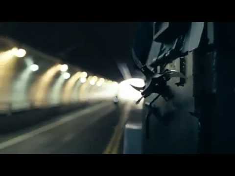 Droid Razr - New Verizon Commercial - YouTube