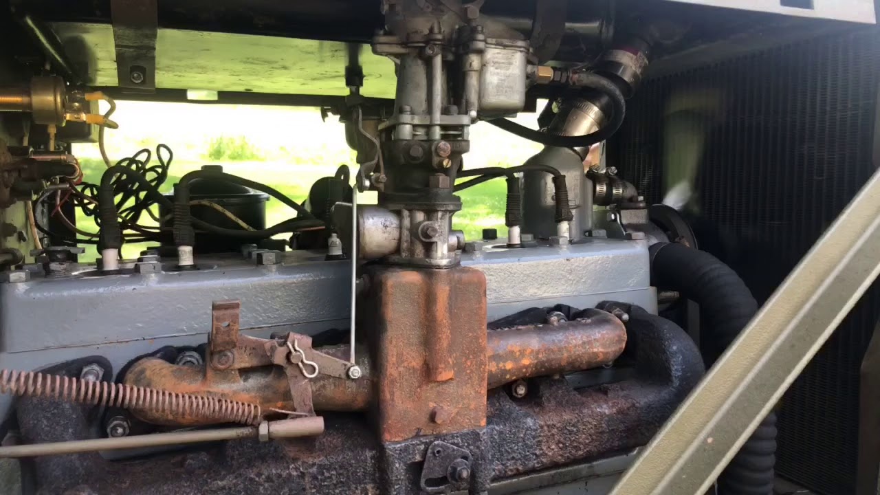 Clarktor 6 , Chrysler 218 idle - YouTube