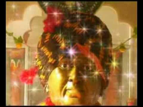 Kailash Advani is presenting the news of Divyamani film - YouTube