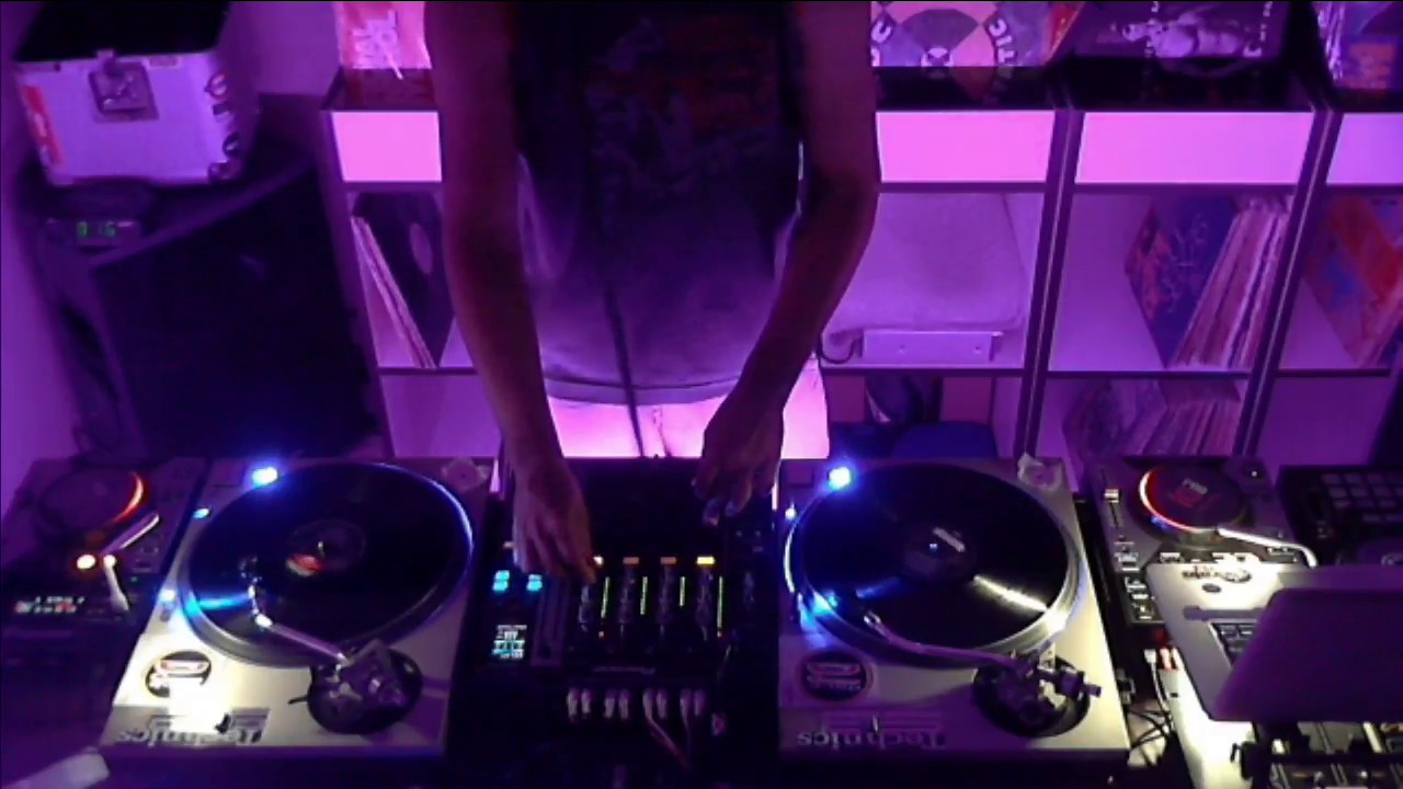 FLASH & HOUSE. - YouTube