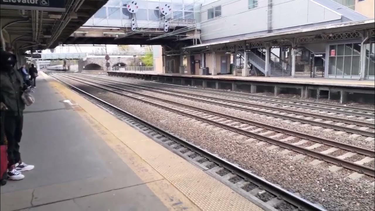 Amtrak, New Jersey Transit & SEPTA: Railfanning at Trenton Transit Center (April 19th, 2022 ...