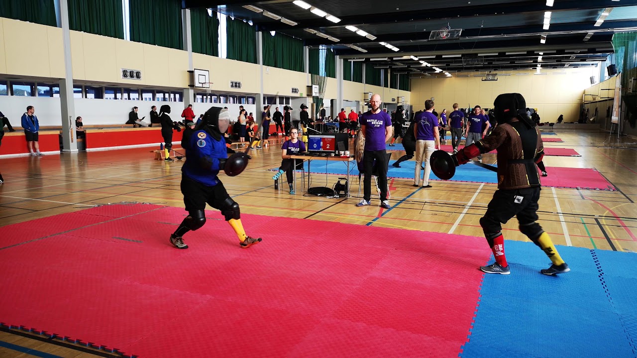 Sword and buckler. Battle of the Bridge 2018. 2 - YouTube