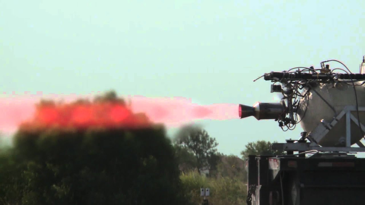 Armadillo Aerospace liquid fuel rocket engine test firing - YouTube