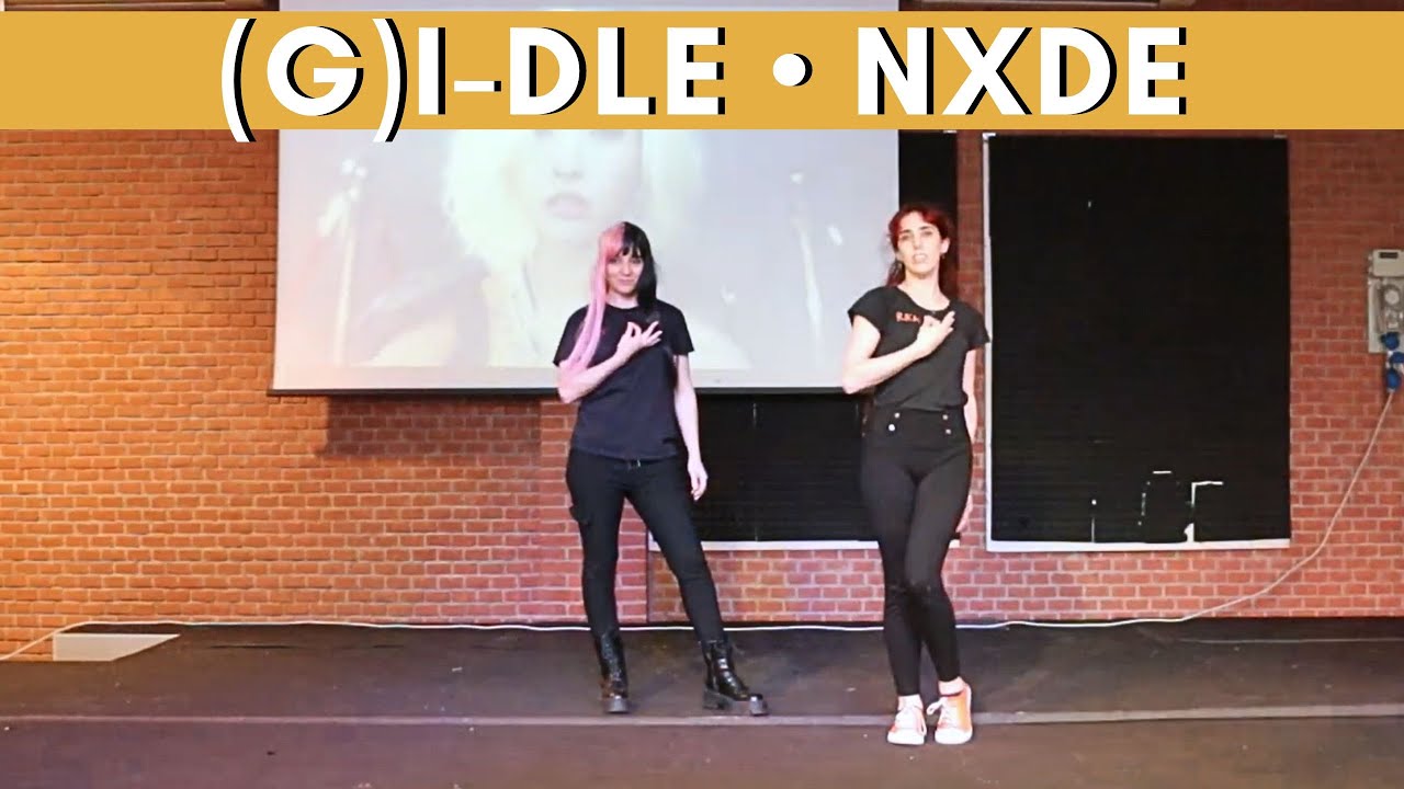 Prisma Gem • NXDE - (G)I-DLE (Cerea Comics&Games 2024, ITALY) - YouTube