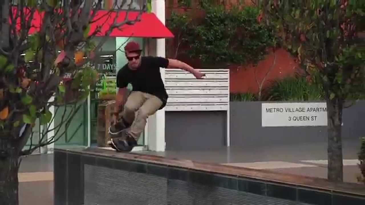 CJ Wellsmore Pro Model - YouTube