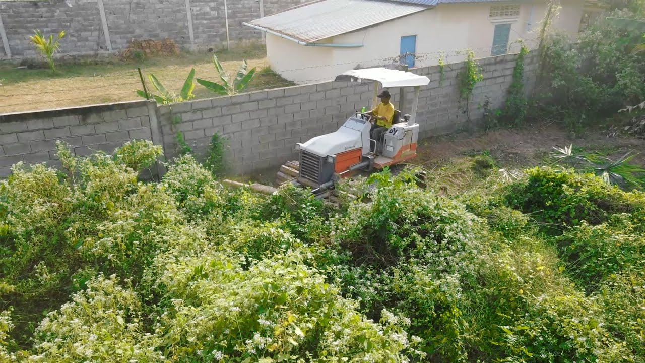 Good Job Of Mini HITACHI DX45M Dozer Clearing Small Plantation And ...