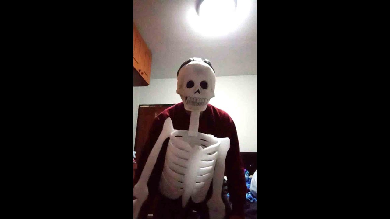 Human size skeleton puppet part 1 - YouTube