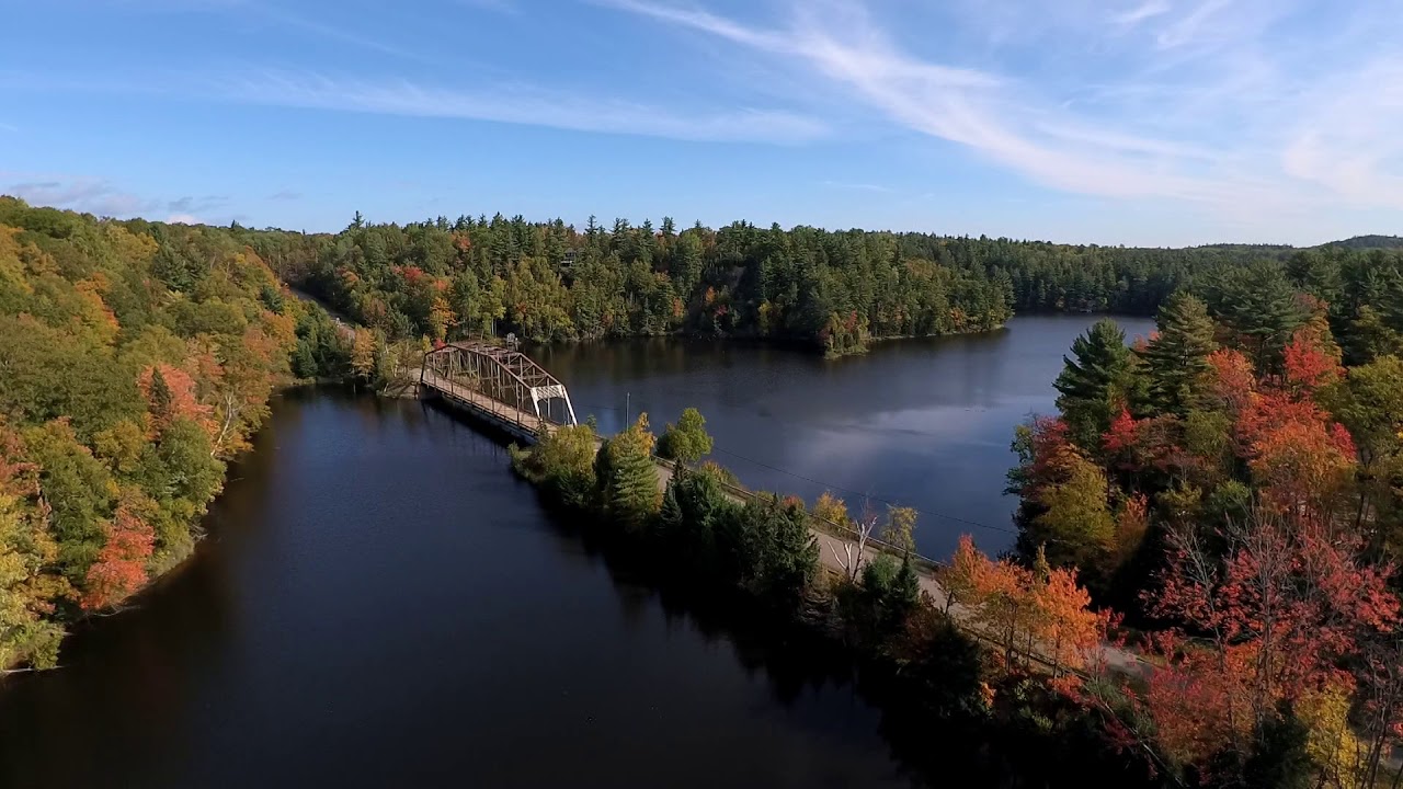 Fall colors in Michigan's U.P. at the Dead River near Negaunee - YouTube
