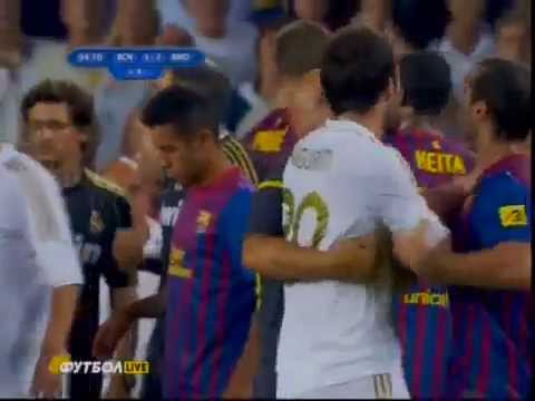 [FOOTBALL FIGHT [HD]Marcelo SHOCKING foul on Fabregas - YouTube