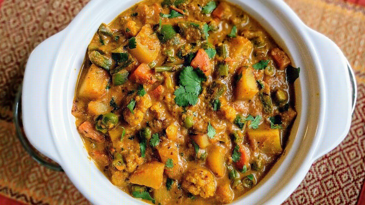Annkut Mix Veg. Recipe/ mix veg sabji/Tasty and Easy Recipe 😋 - YouTube