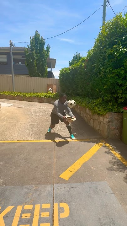 Freestyle Soccer Skills - YouTube