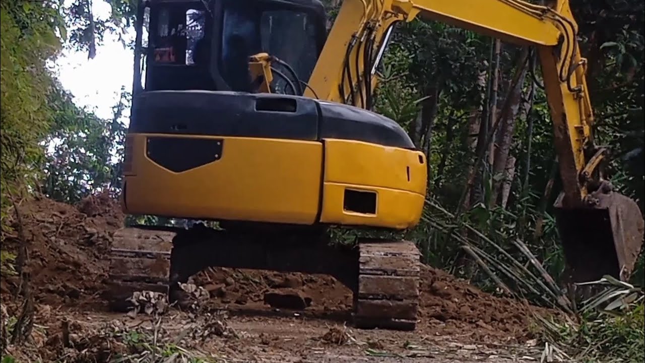 Komatsu PC78 US Excavator Digger. - YouTube