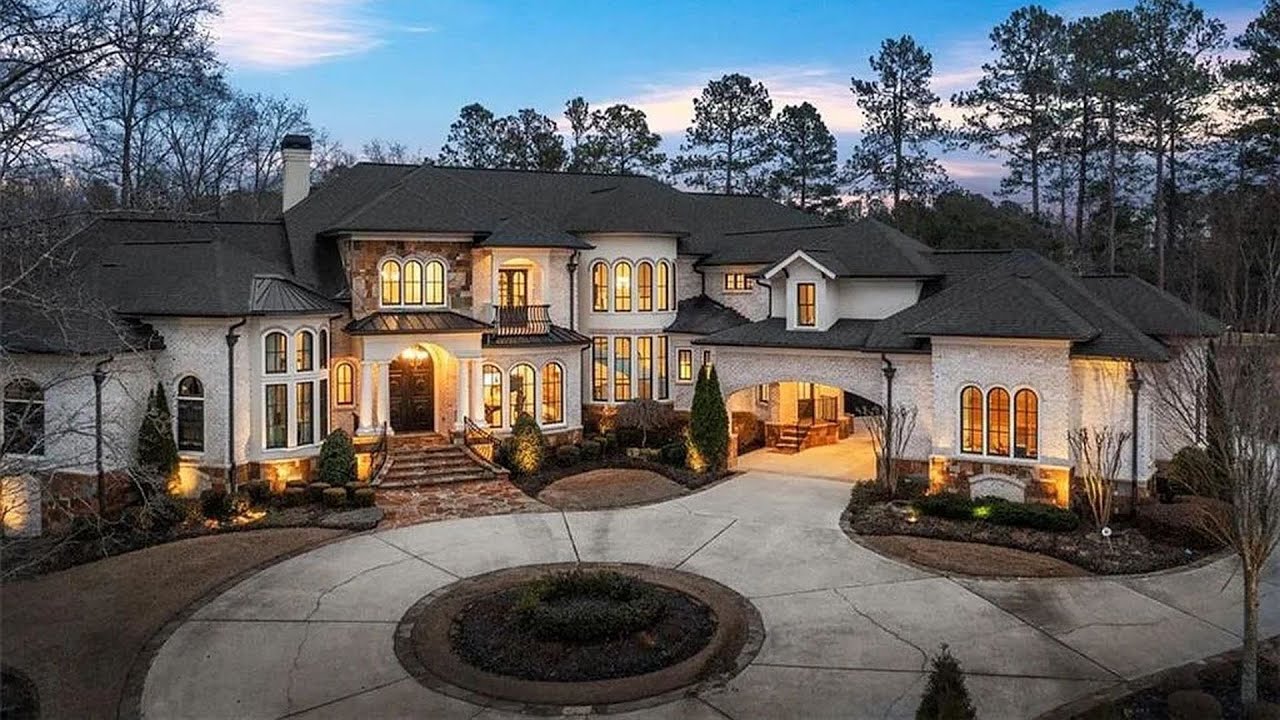 Stunning estate with exceptional finishes and gorgeous custom details ...