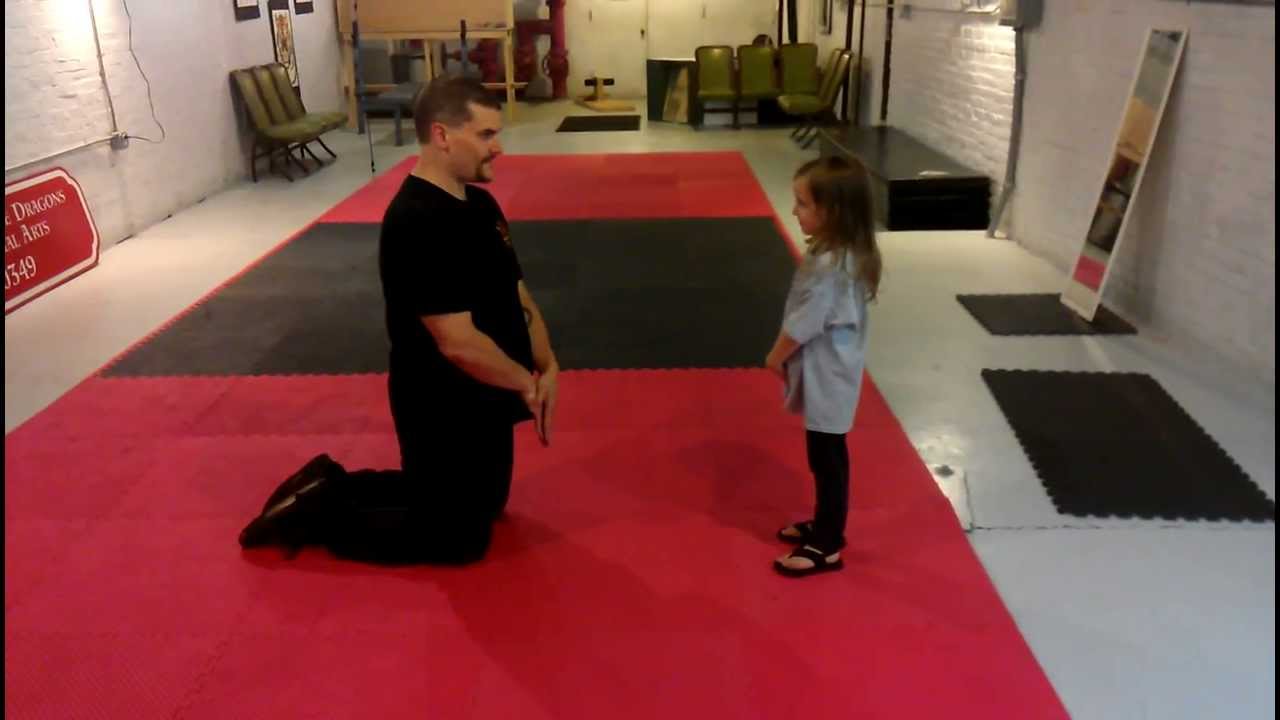 Poekoelan Tjimande Batin - Small SIlat - Inara and Mas `Lex - YouTube