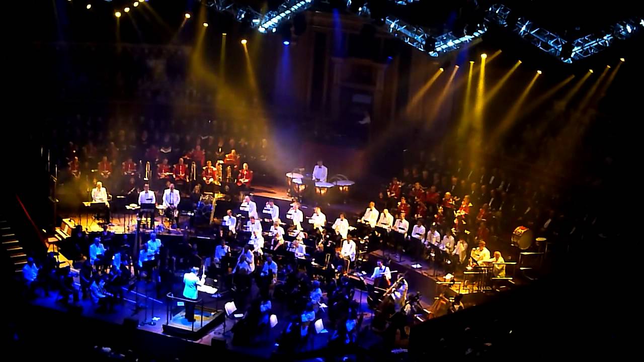 Classical Spectacular at the Royal Albert Hall 1812 Overture - YouTube