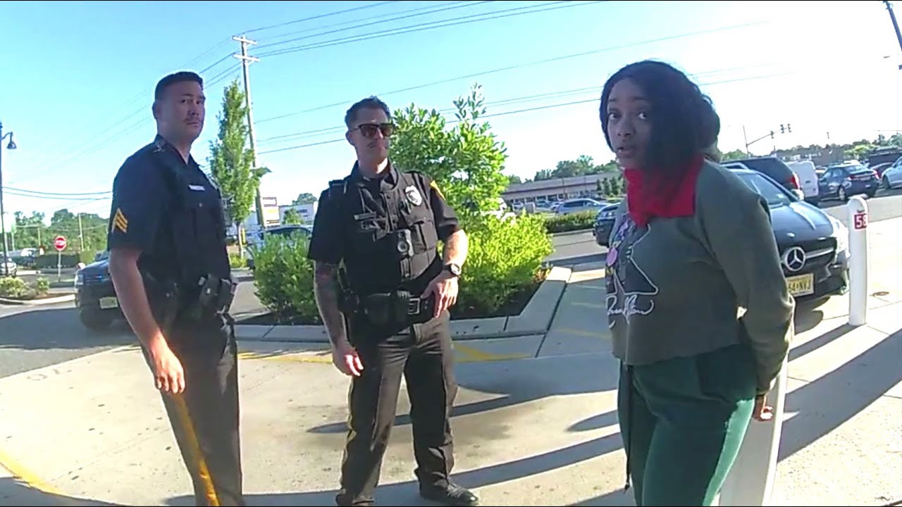Woman Plays the Race Card During DWI Arrest - YouTube