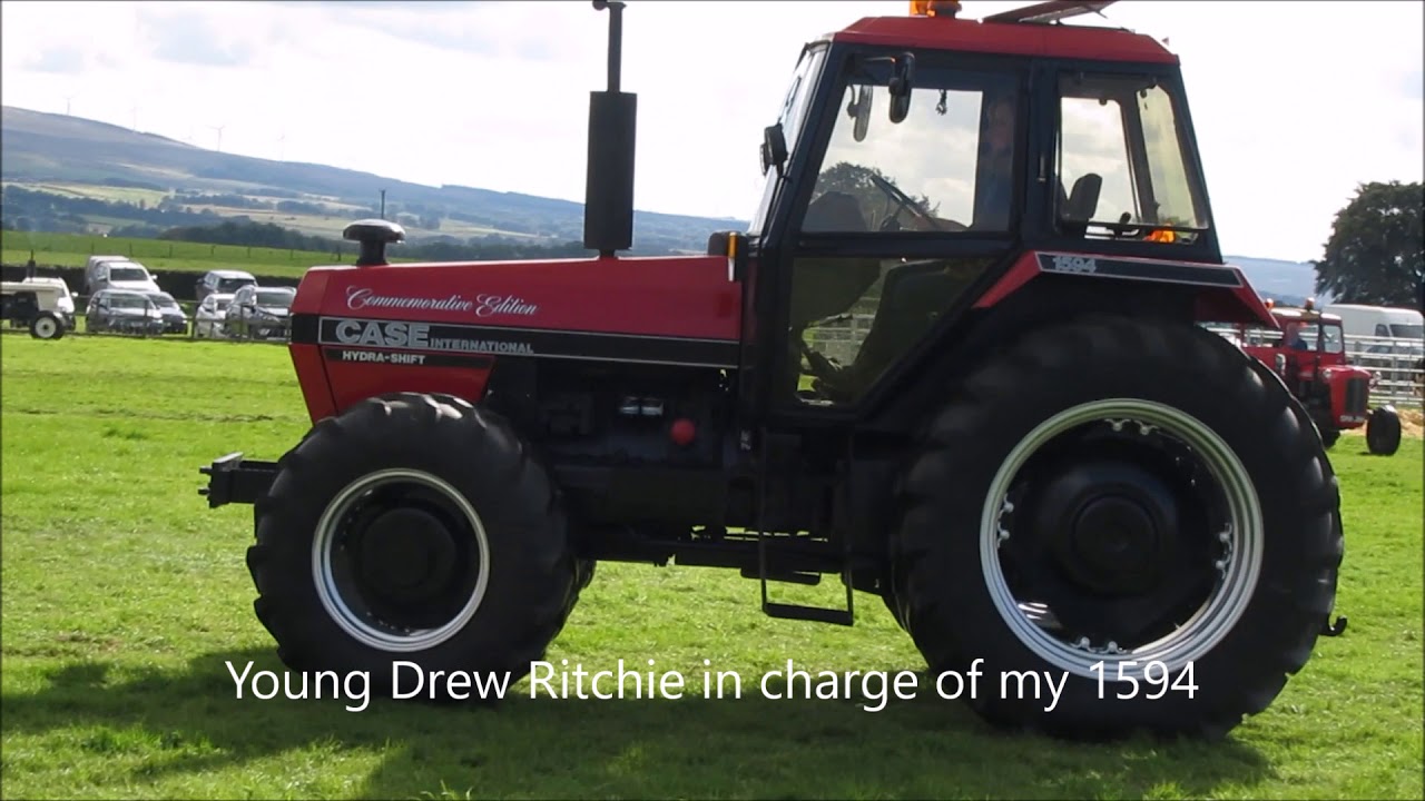 Tractors on Parade Strathaven Show 2017 - YouTube