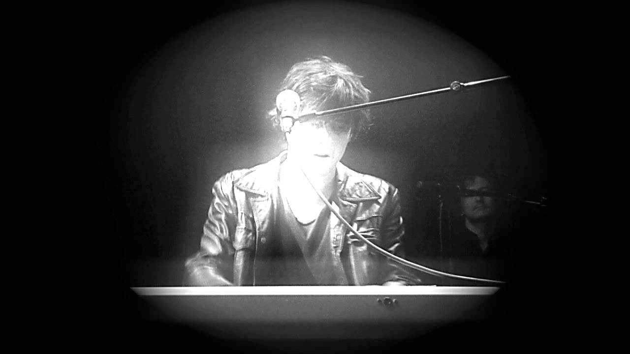 Louis-Ronan Choisy - Mon bel assassin - YouTube