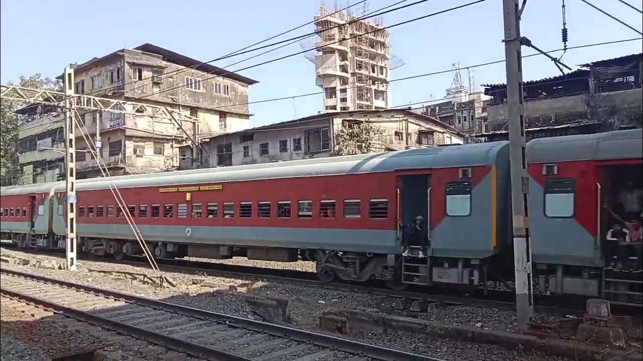 16588 Down Bikaner - Yeshwantpur Express Passing Dombivli - YouTube