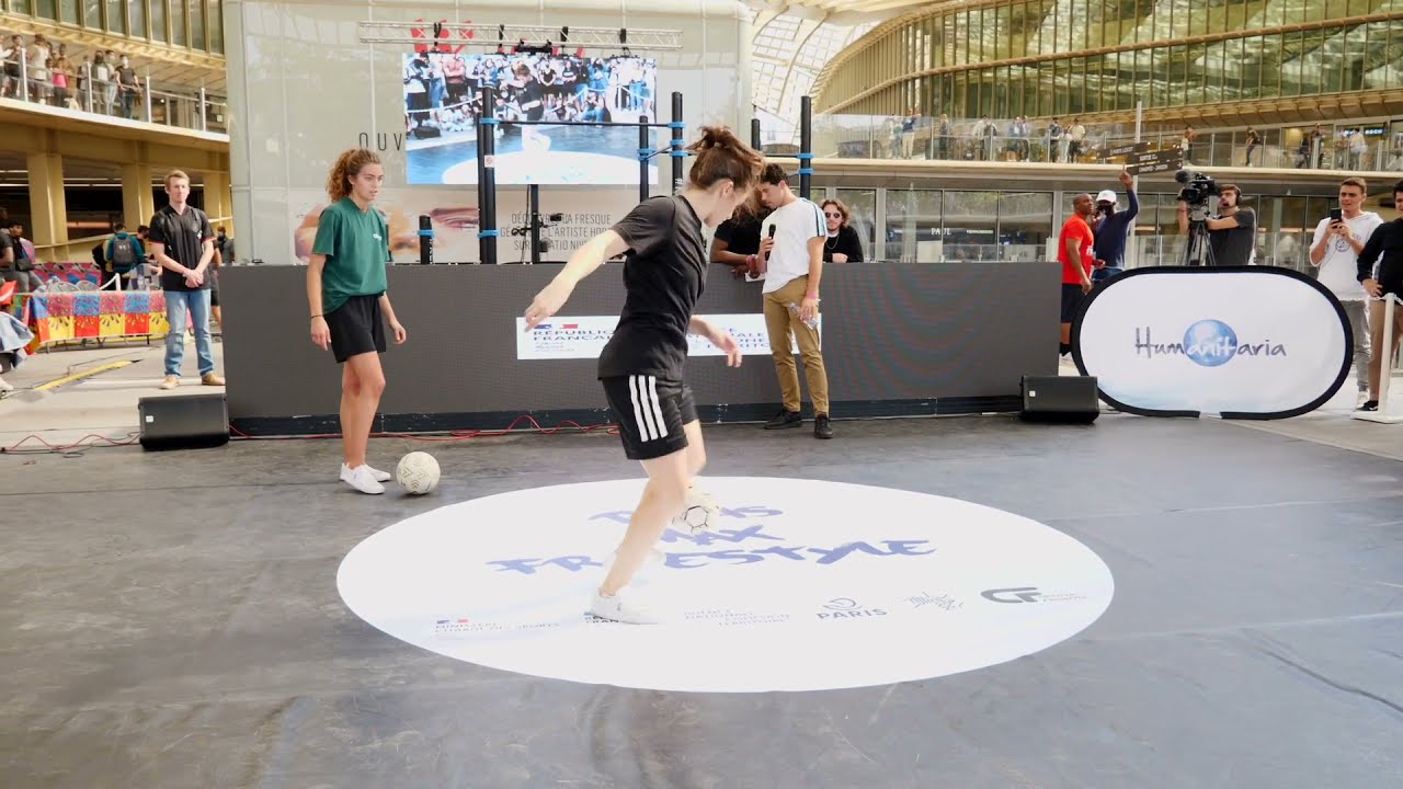 Yoanna vs Pola | Finale Championnat de France Foot Freestyle Féminin ...