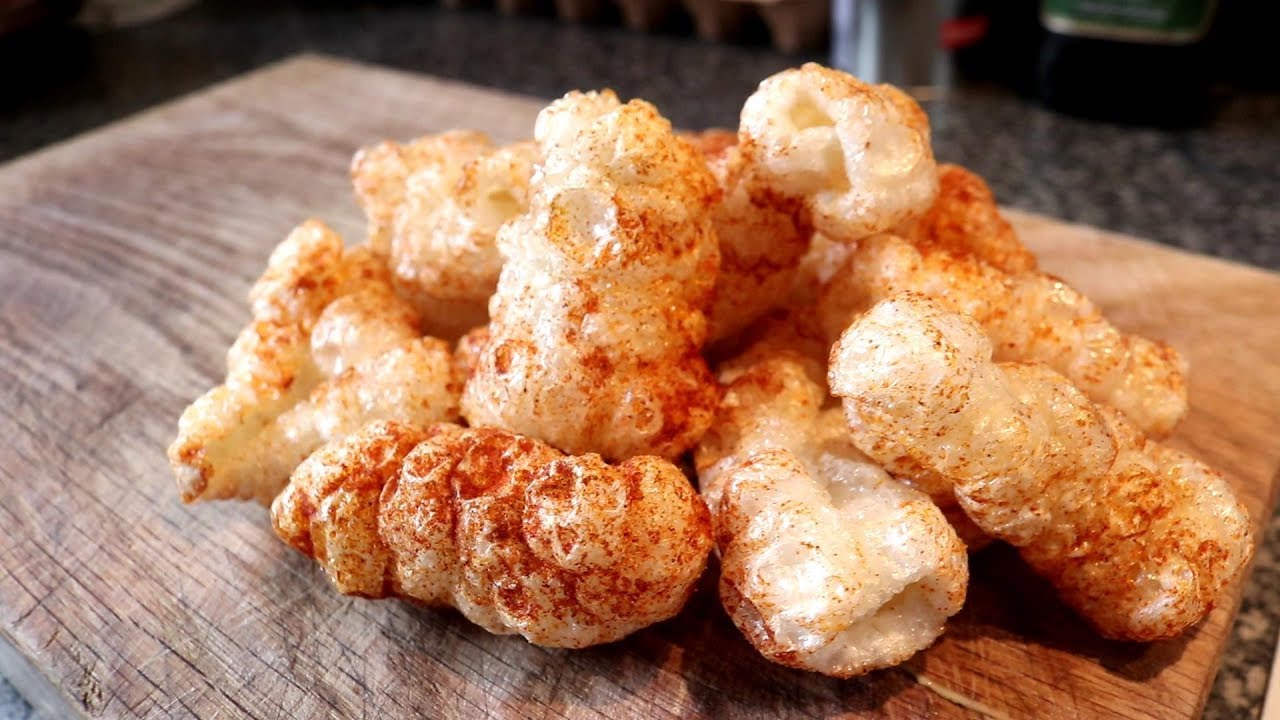 BAR SNACKS ~ MAKING PORK RINDS ~ CRUNCH ~ CHICHARRONES - YouTube