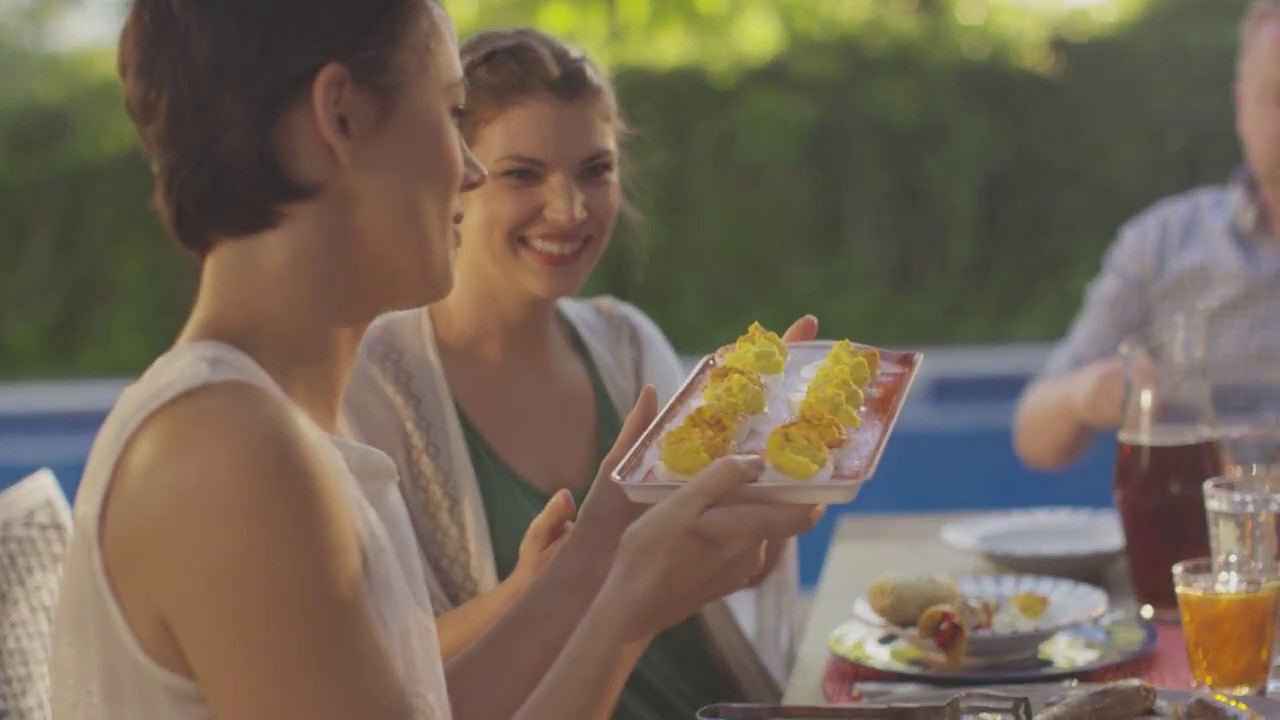 Fresh Foods Holiday Cookout - YouTube