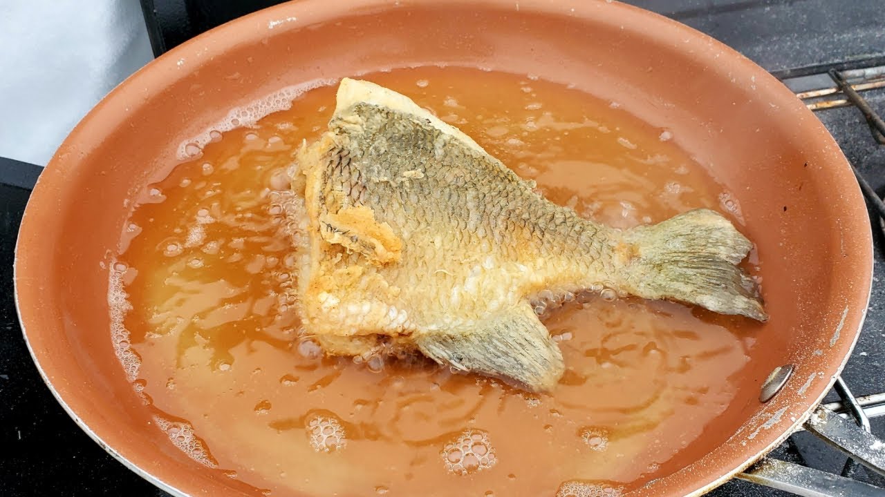 Bluegills Catch N Cook (Old School Style) - YouTube